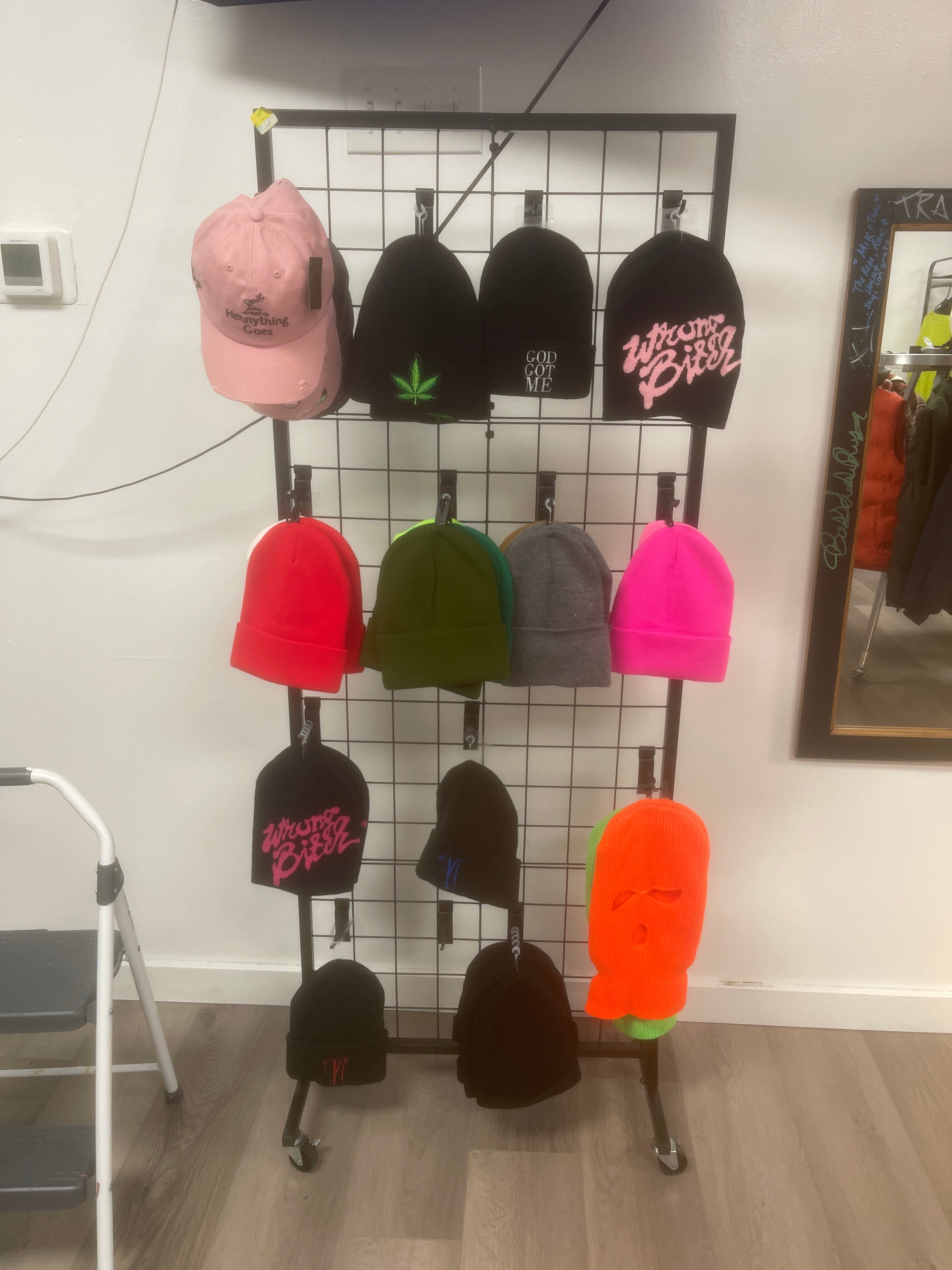 Beanies and Hats – Authentic Apparel